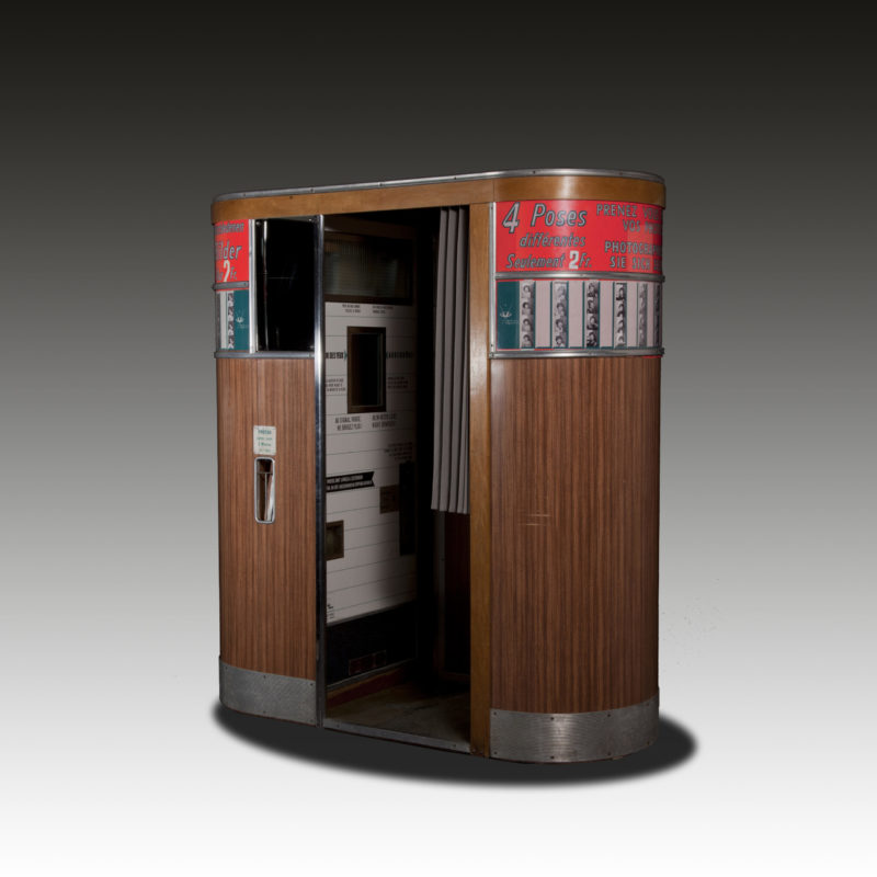 Passport photo machine | Camera Museum